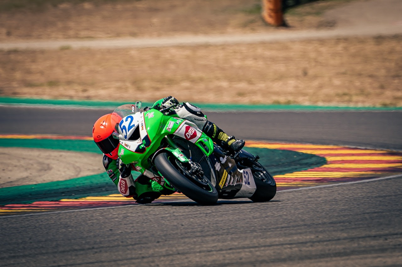 PENÚLTIMA DEL ESBK PARA EL DEZA – BOX 77 RACING TEAM – Deza – Box 77 ...